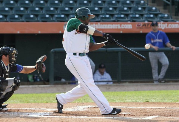 CWL Alumni and Top-10 Indy Prospect, Signs with Braves - California ... CWL Alumni and Top-10 Indy Prospect, Signs with Braves - California ...
